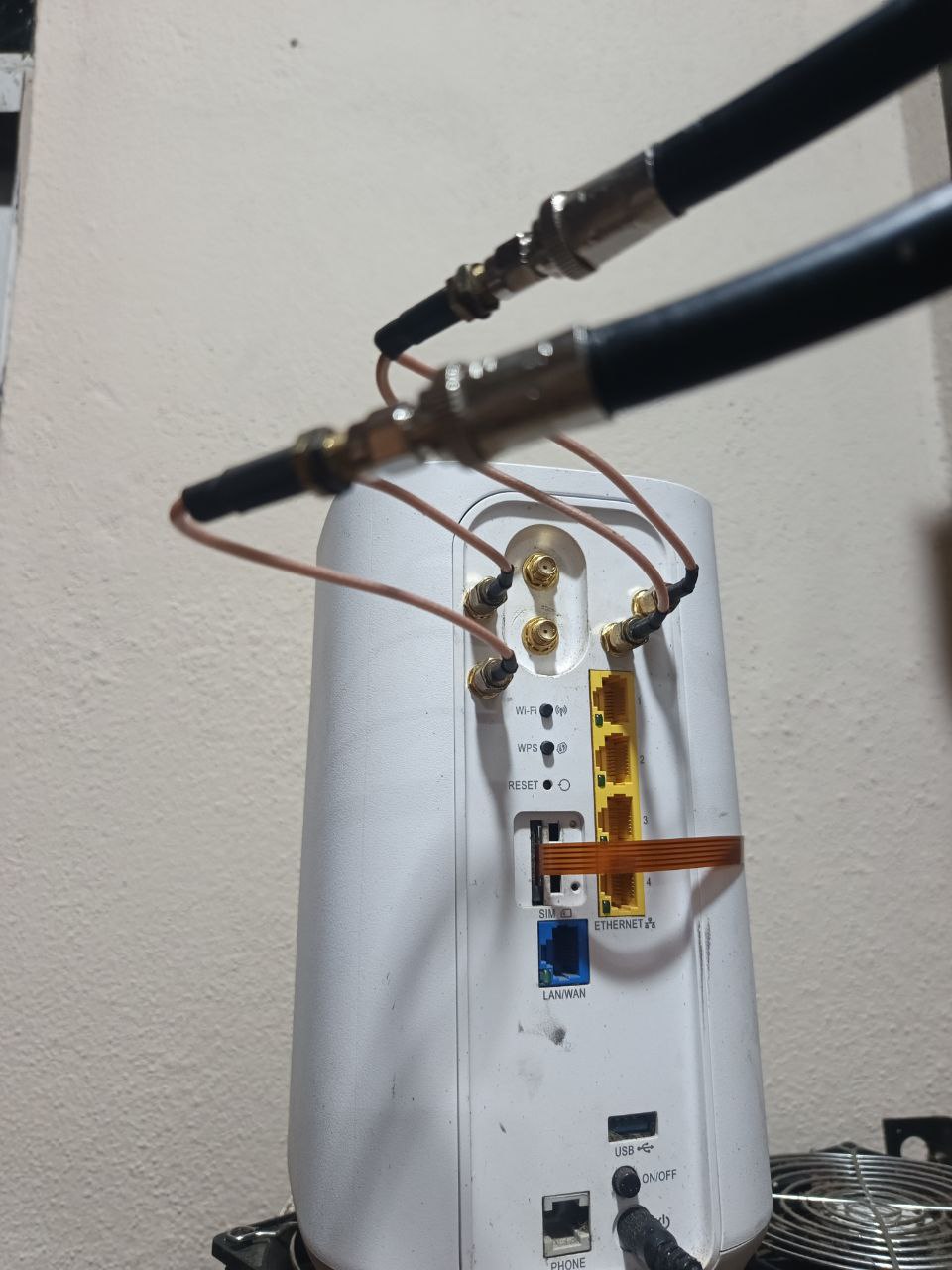 OpenWRT by SopekSemprit - AW1000 Resources